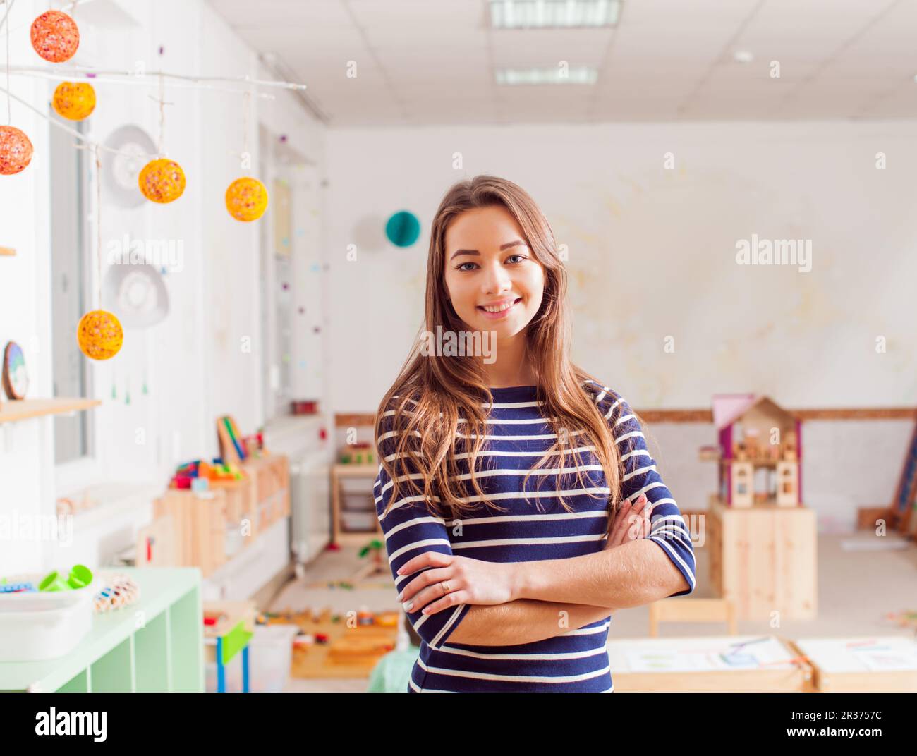 Kindergarten worker hi-res stock photography and images - Alamy