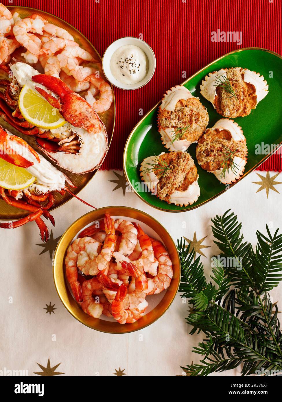 Large Seafood Platter Stock Photo - Alamy