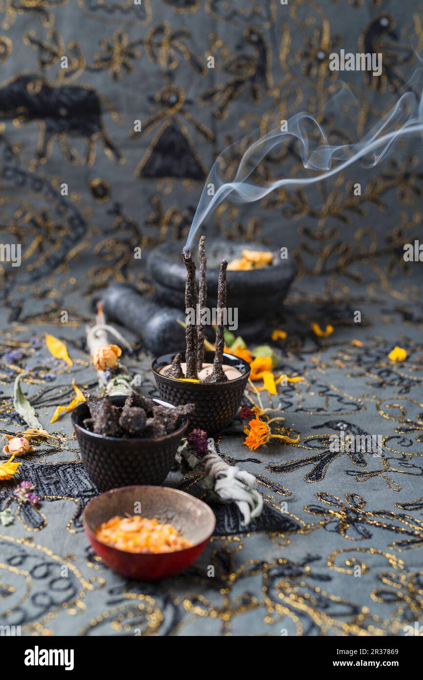 Smoking cones hi-res stock photography and images - Alamy