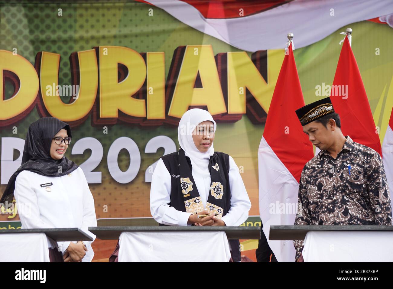 Khofifah indar parawansa hi-res stock photography and images - Alamy