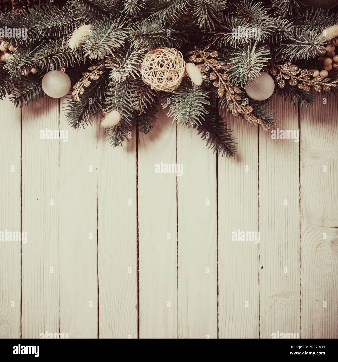 Snowy design hi-res stock photography and images - Alamy