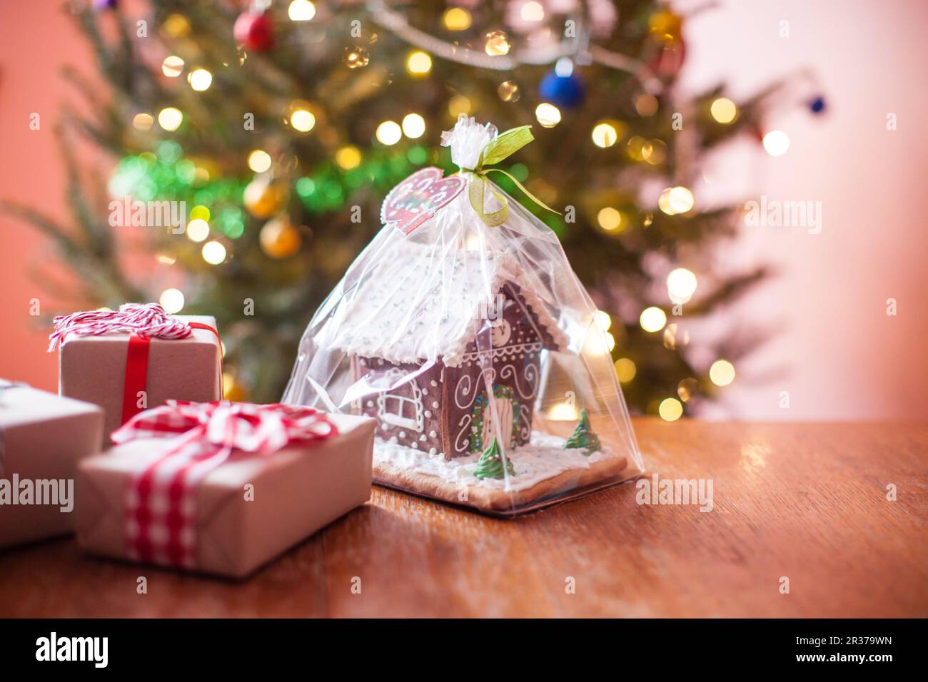 Gingerbread joy hi-res stock photography and images - Alamy