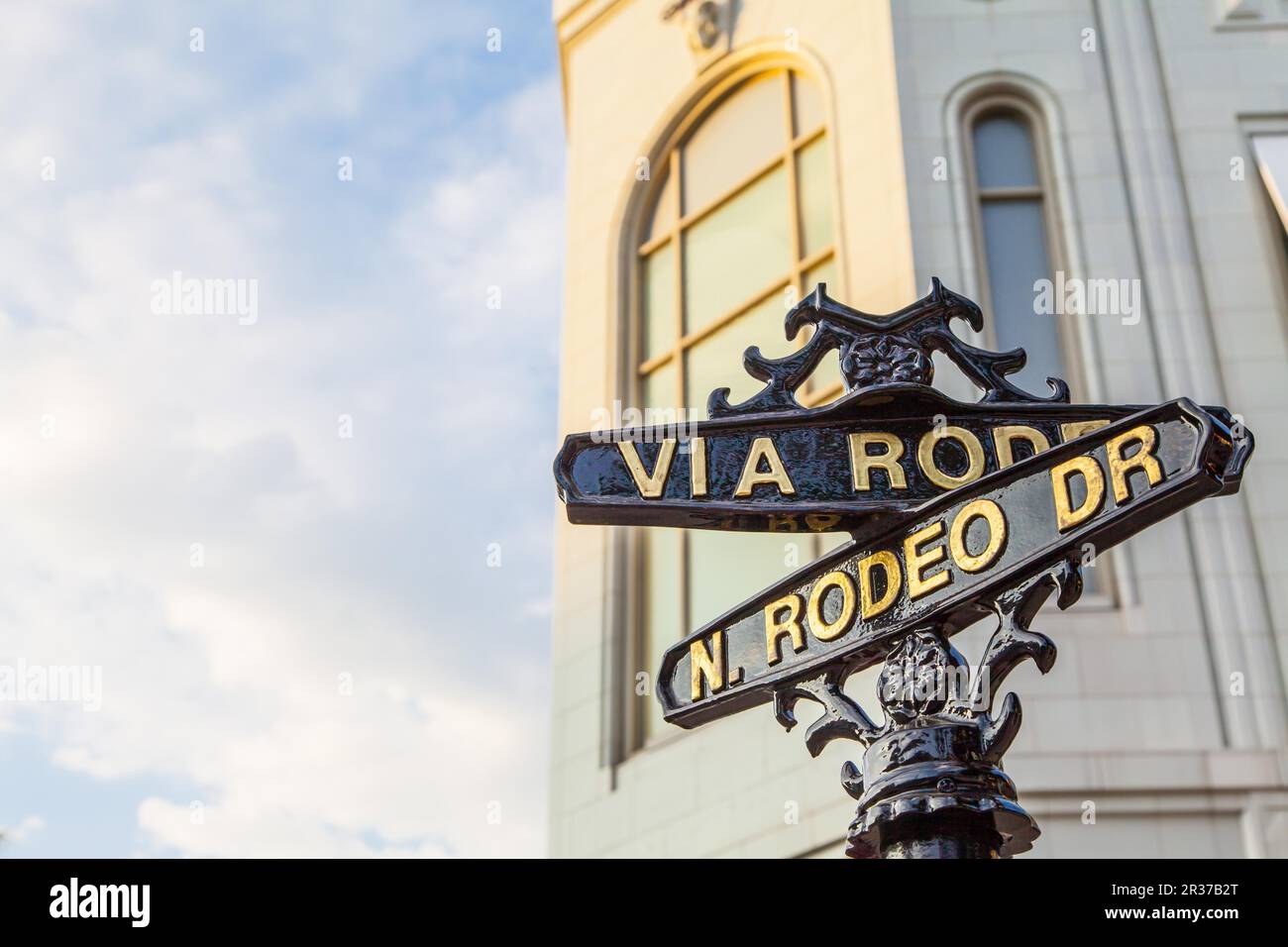 Famous steetsigh of Rodeo Dr in Los Angeles, the Luxury block Stock ...