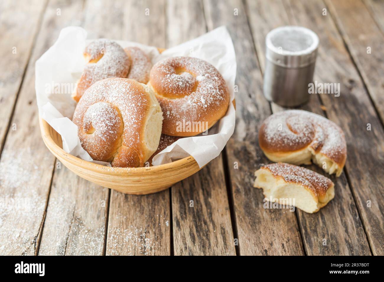 Mallorcan ensaimada hi-res stock photography and images - Alamy