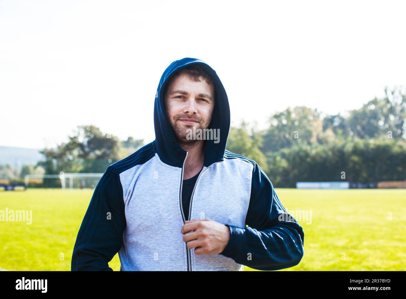 Portrait athlete sportsman hi-res stock photography and images - Alamy