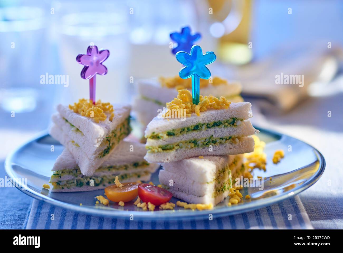 Rocket and scrambled egg club sandwiches Stock Photo - Alamy