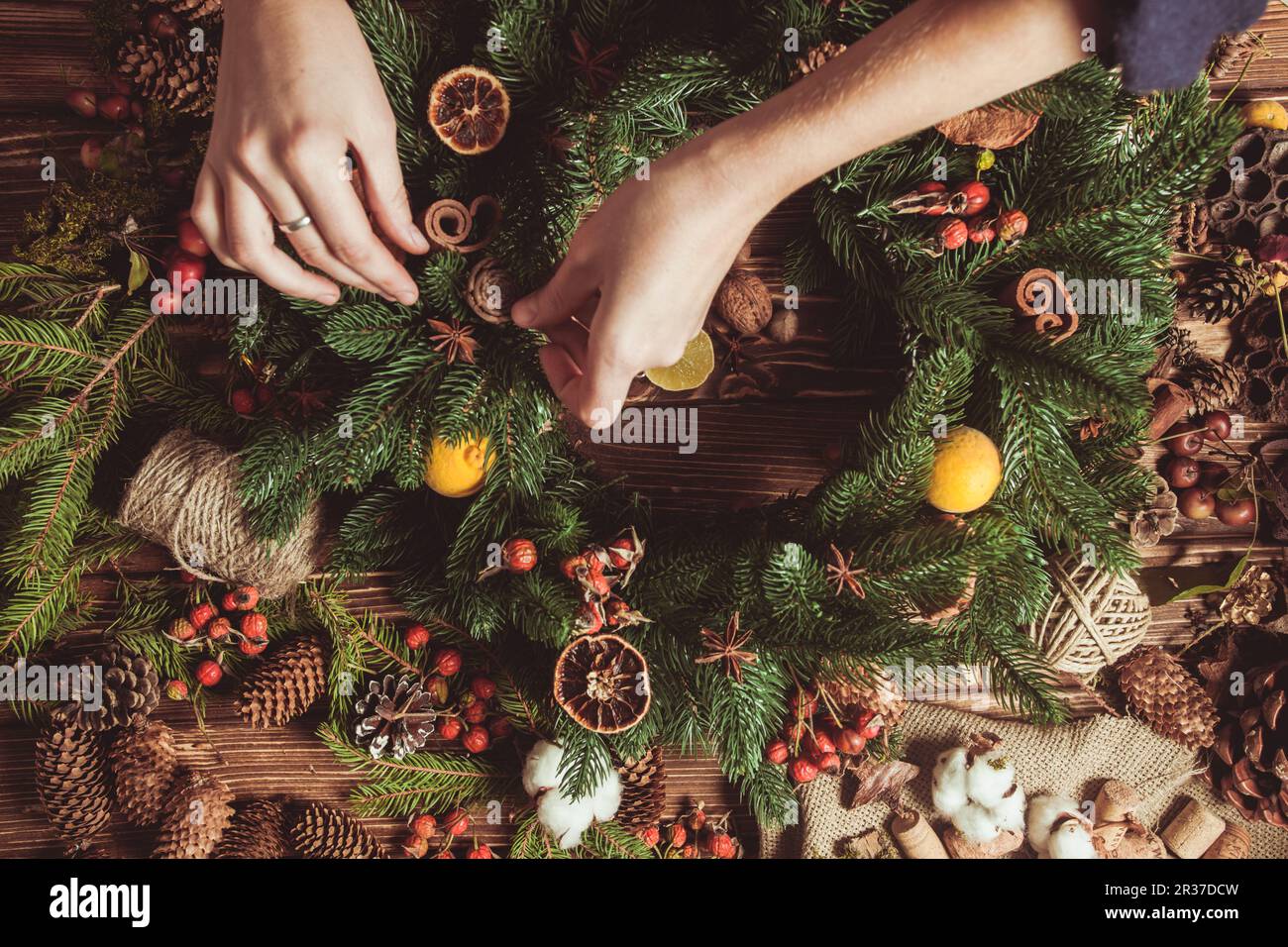 Nature wreath making Stock Photo - Alamy