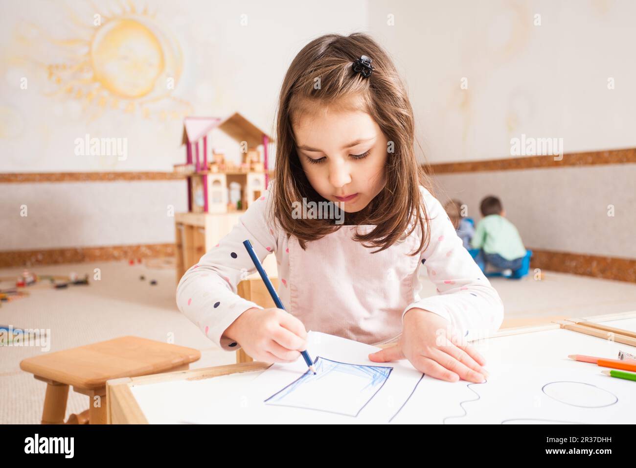 Drawing lesson hi-res stock photography and images - Alamy
