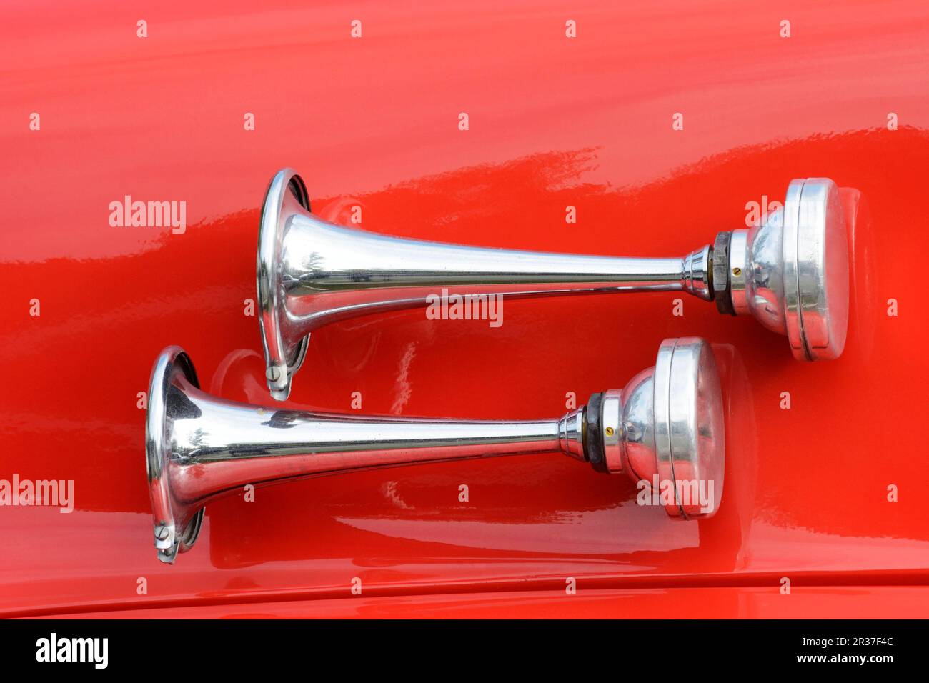 Fire truck horn hi-res stock photography and images - Alamy