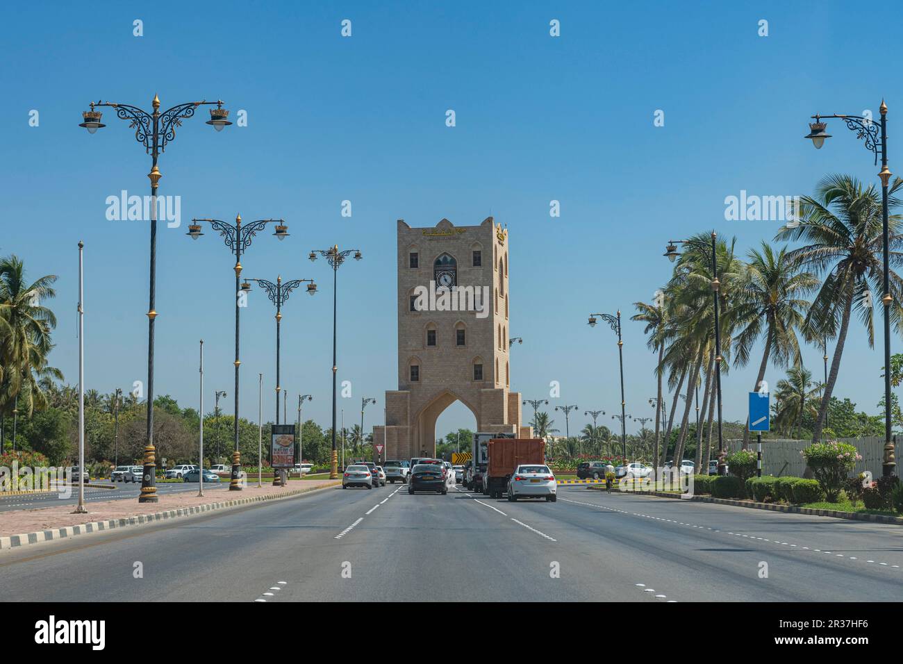Road roundabout salalah oman hi-res stock photography and images - Alamy
