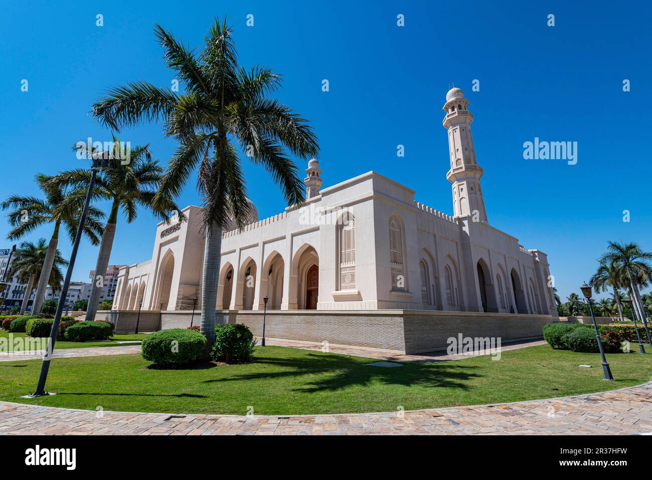 Sultan Qaboos Mosque, Salalah, Oman Stock Photo - Alamy