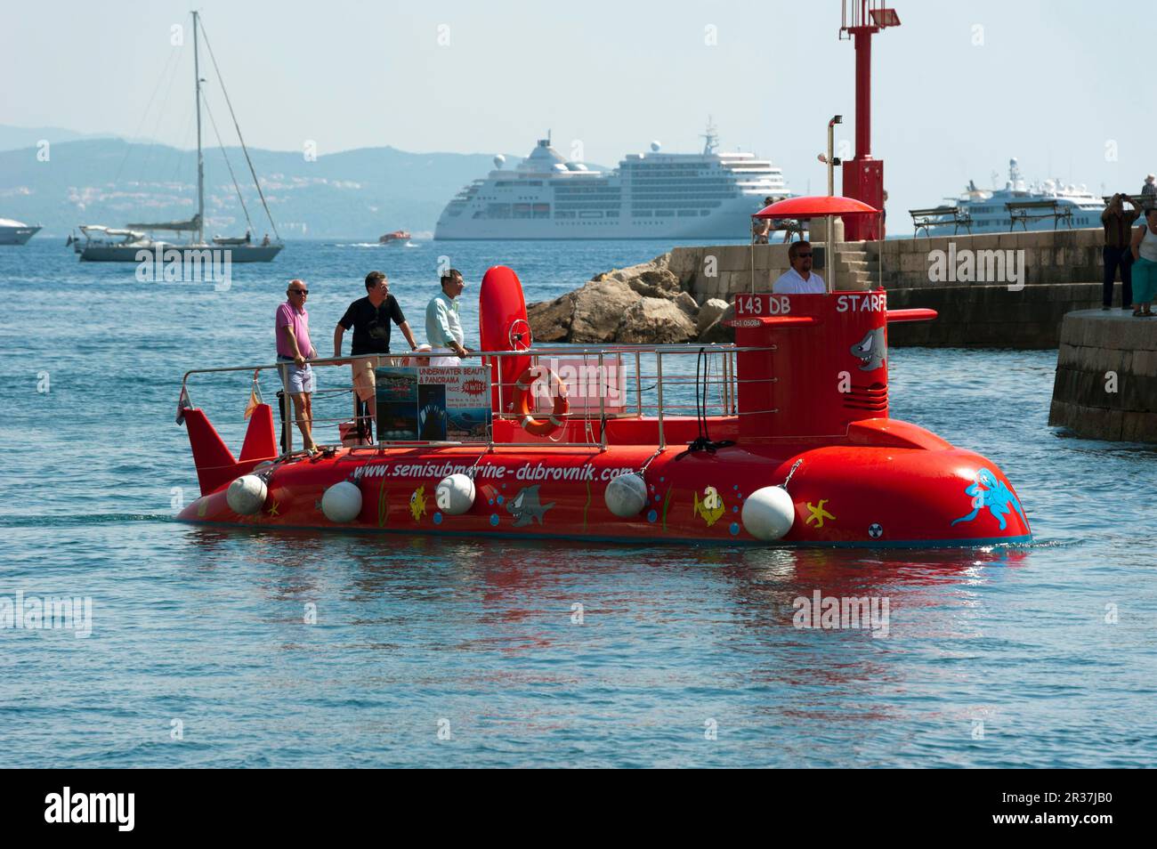 Red submarine hi-res stock photography and images - Alamy