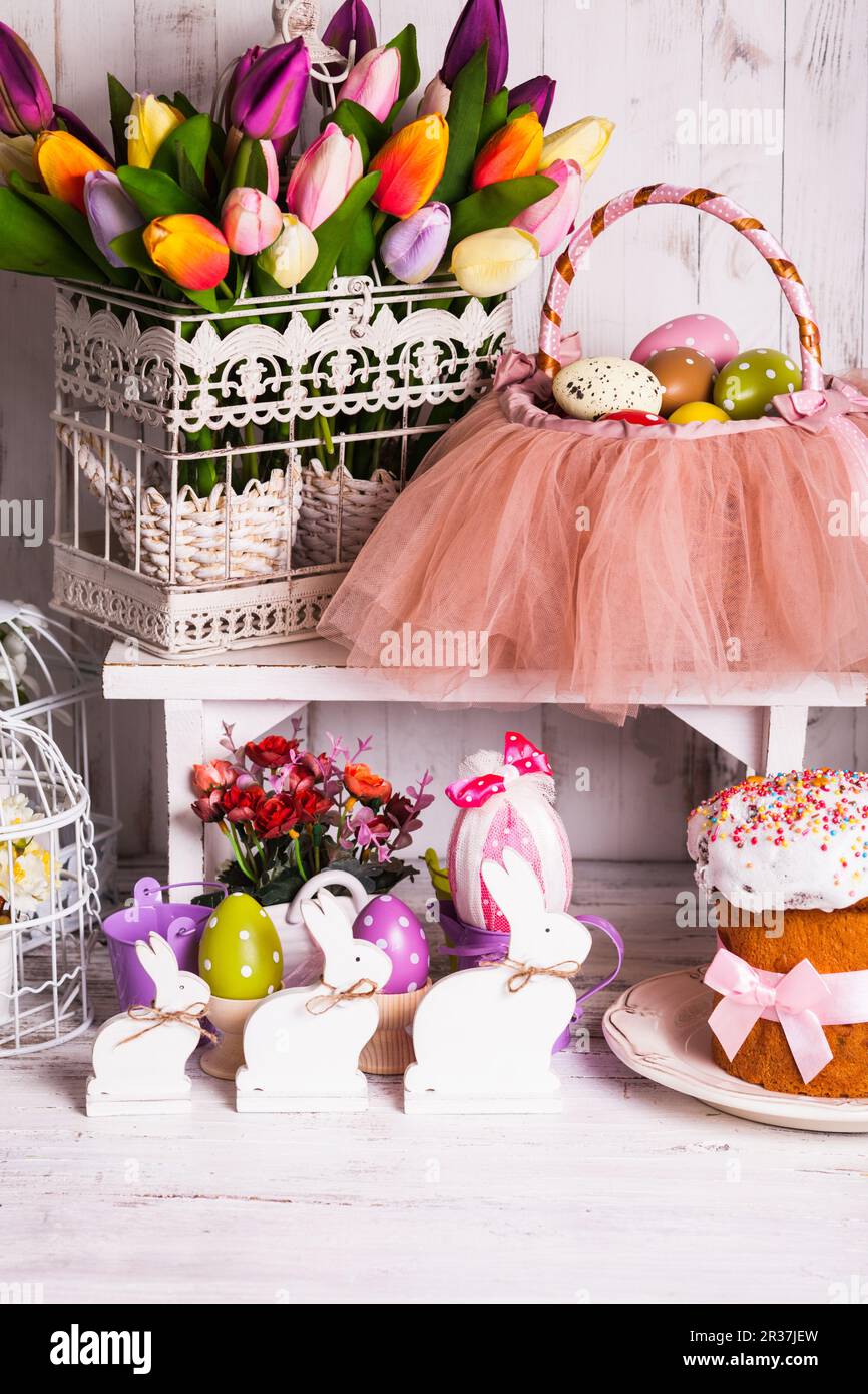 Easter celebration decor hi-res stock photography and images - Alamy