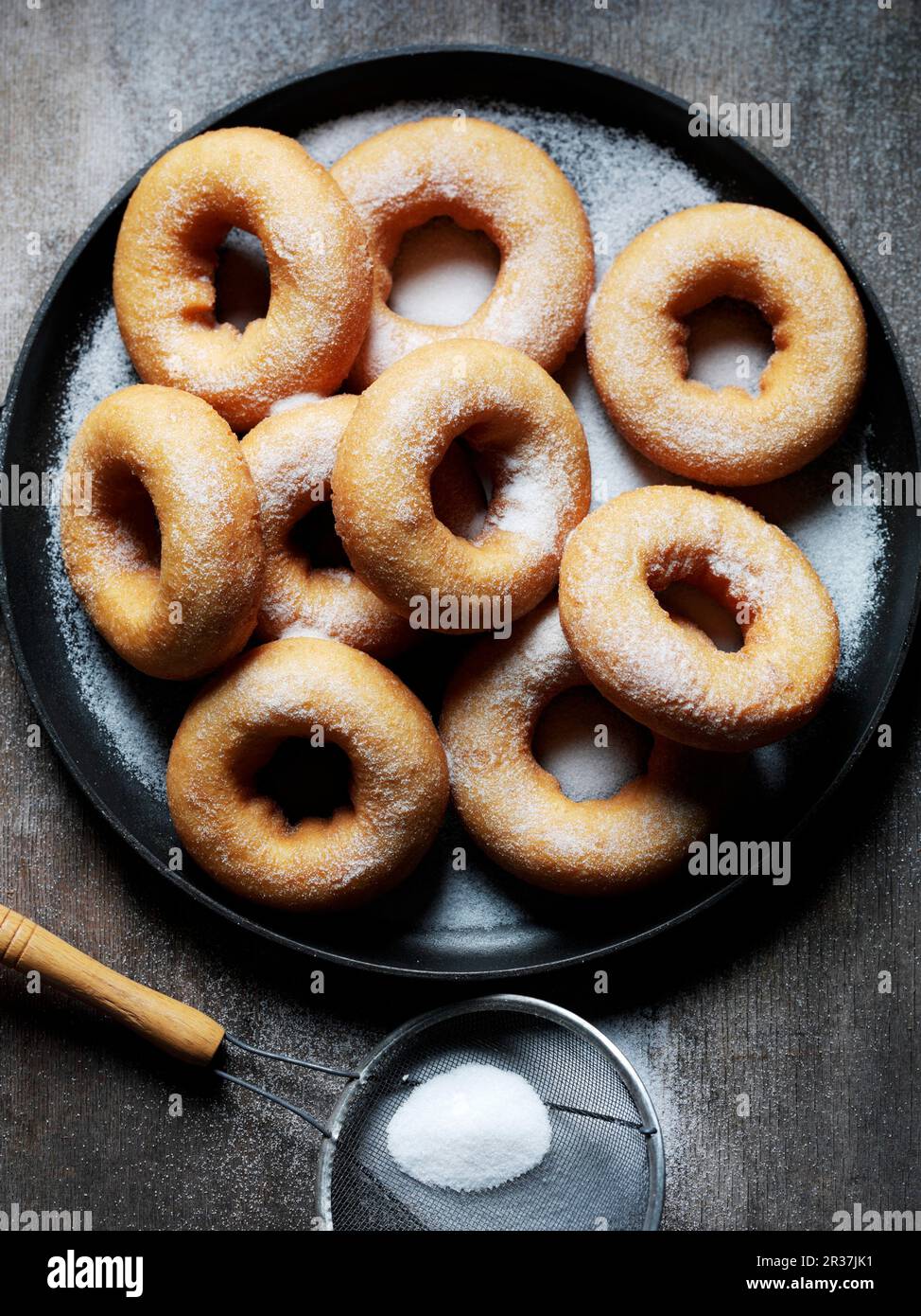 Ring doughnut above hi-res stock photography and images - Alamy