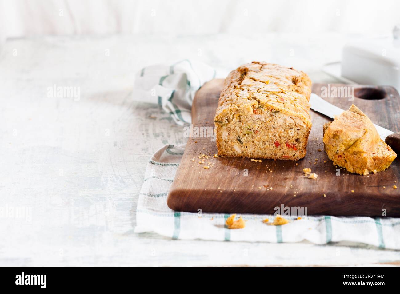 Gluten-free tuna and vegetable bread with cornmeal, leeks and peppers Stock Photo - Alamy
