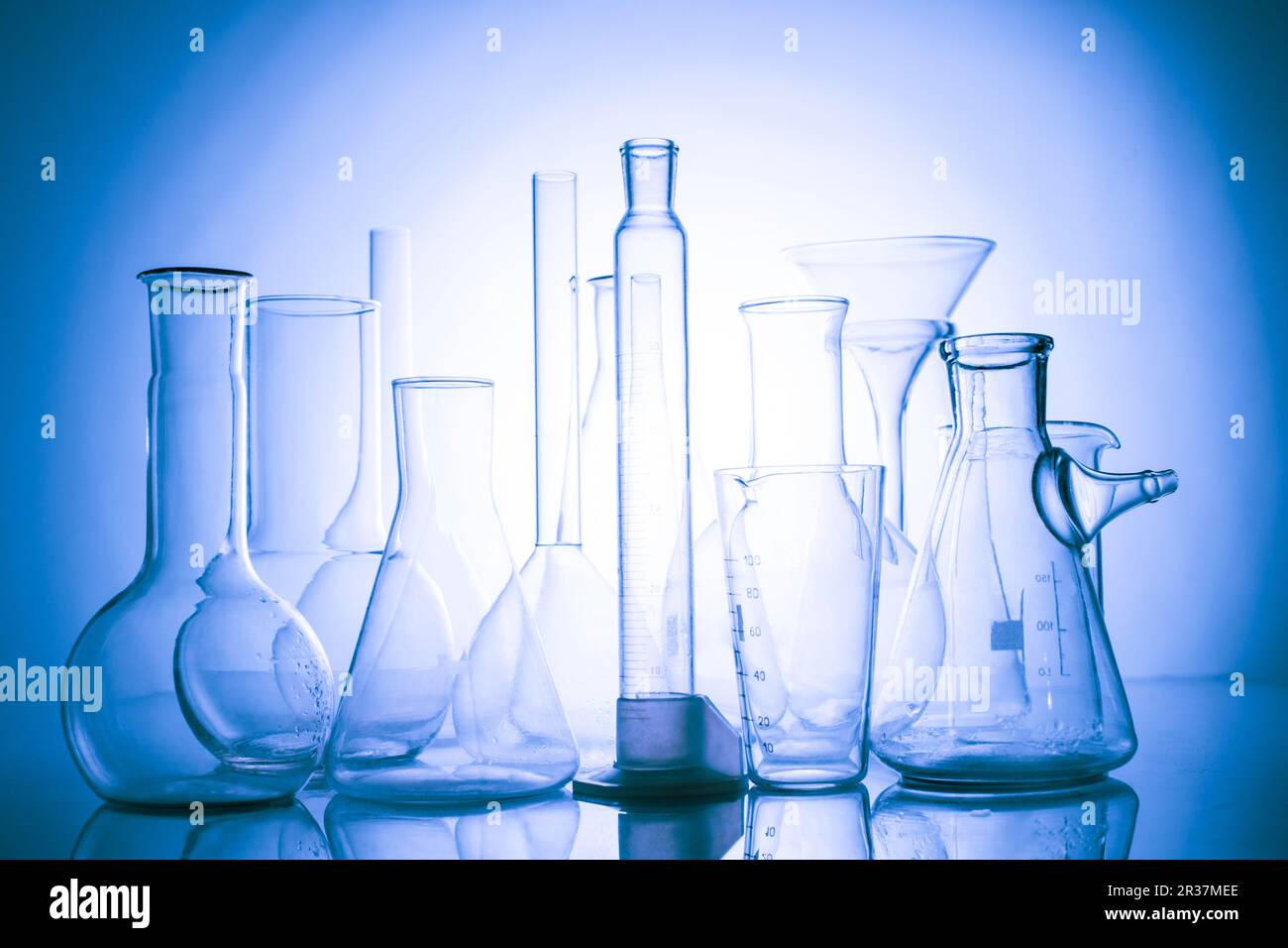 Biochemistry laboratory glass hi-res stock photography and images - Alamy