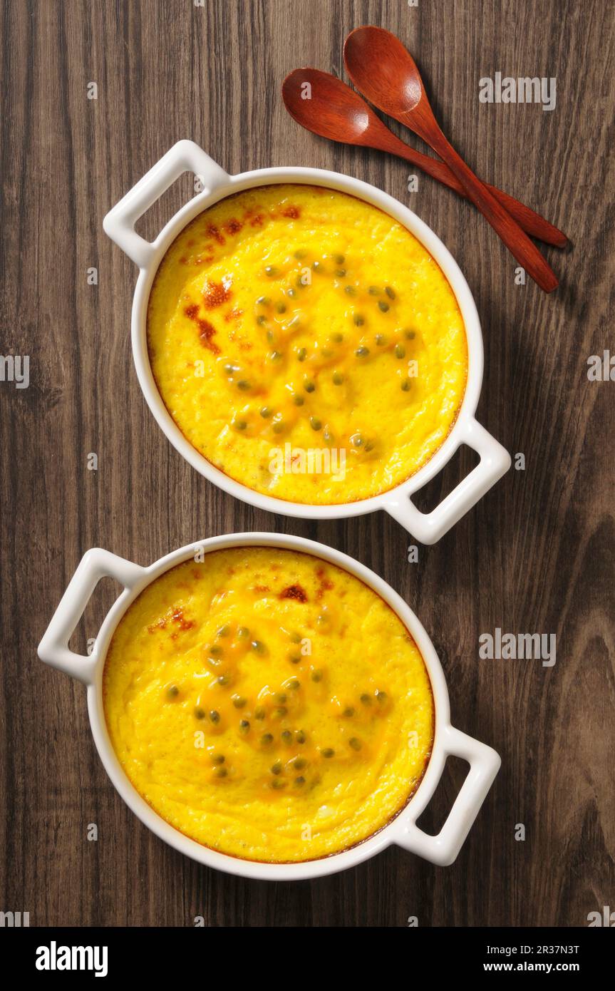 Pot de cream with passion fruit Stock Photo - Alamy