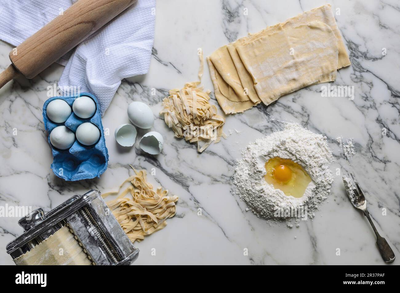 Home made pasta no machine hi-res stock photography and images - Alamy