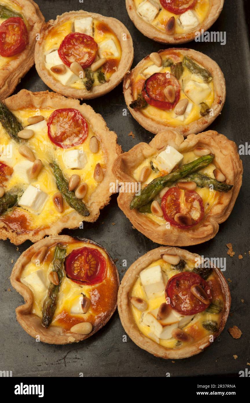 Mini asparagus tart hi-res stock photography and images - Alamy