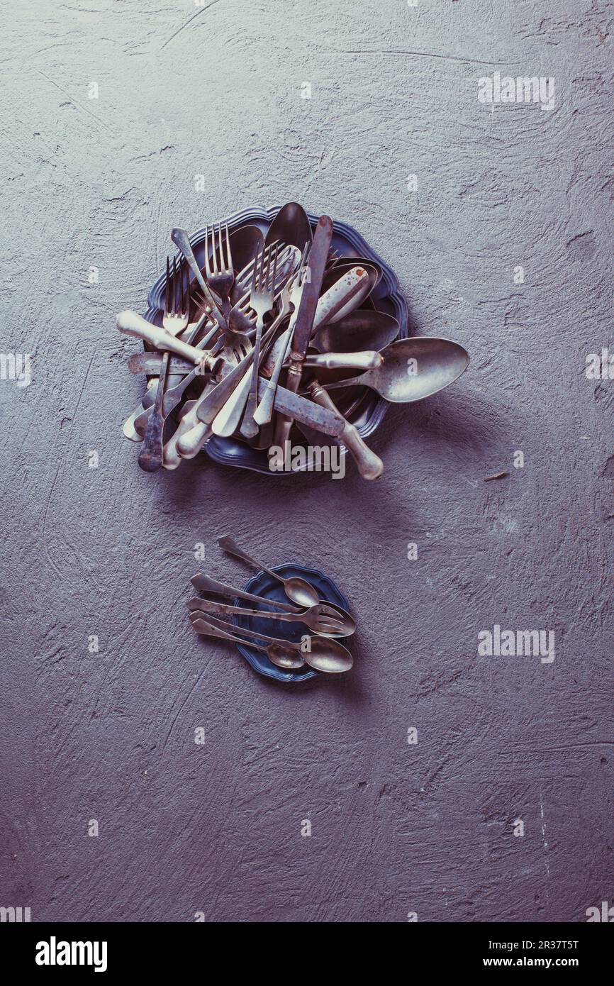 Ancient cooking utensils hi-res stock photography and images - Alamy