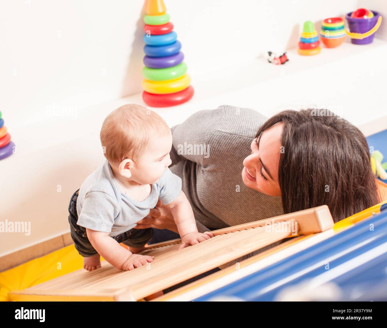 Parent child interaction hi-res stock photography and images - Alamy