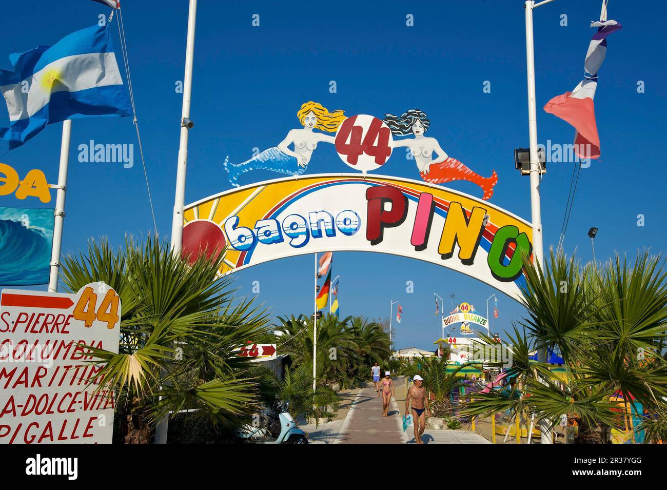 Rimini beach hi-res stock photography and images - Alamy