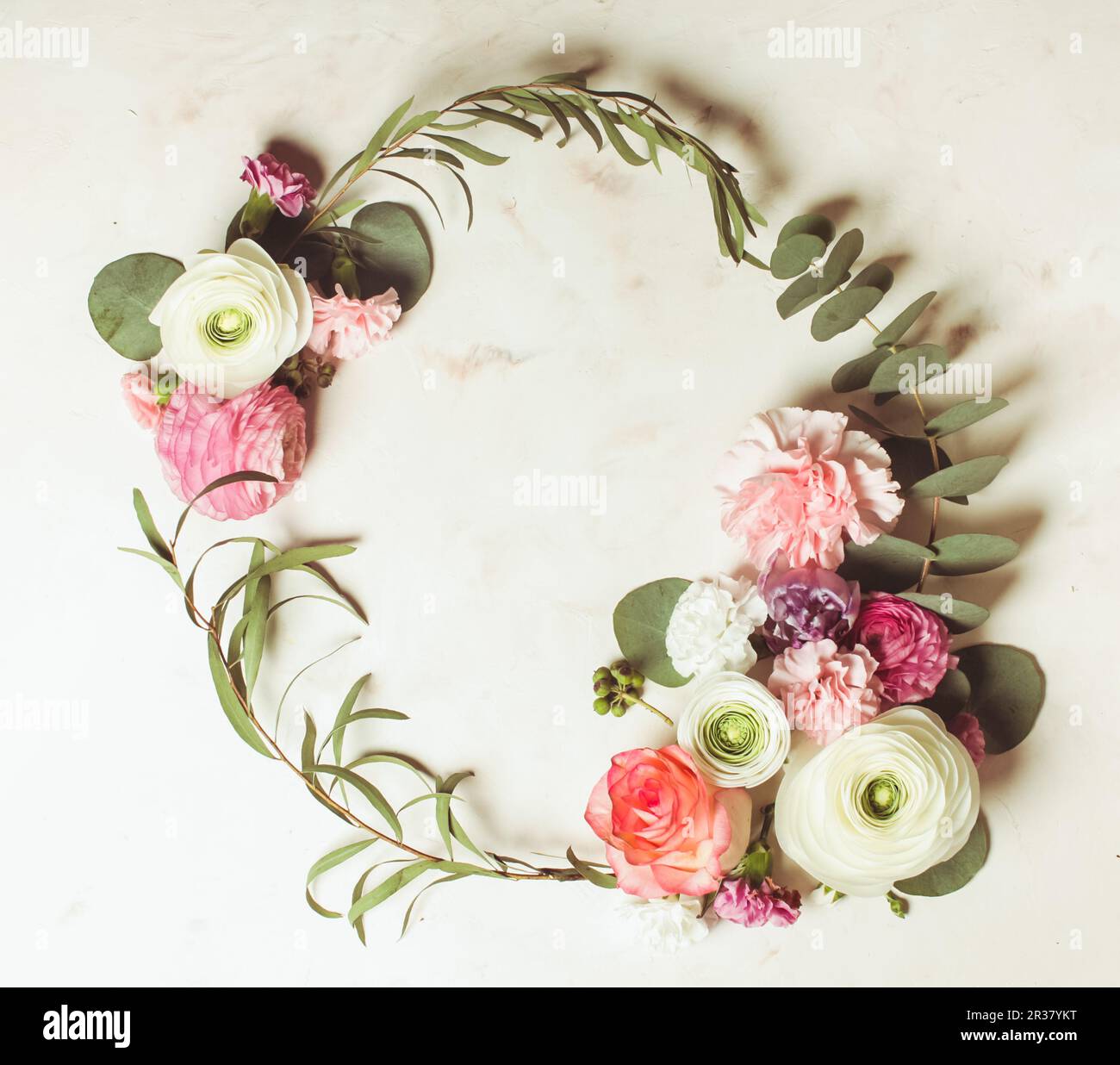 Floral round frame Stock Photo - Alamy