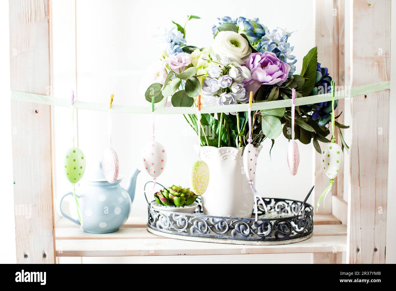Easter decortaions interior Stock Photo - Alamy