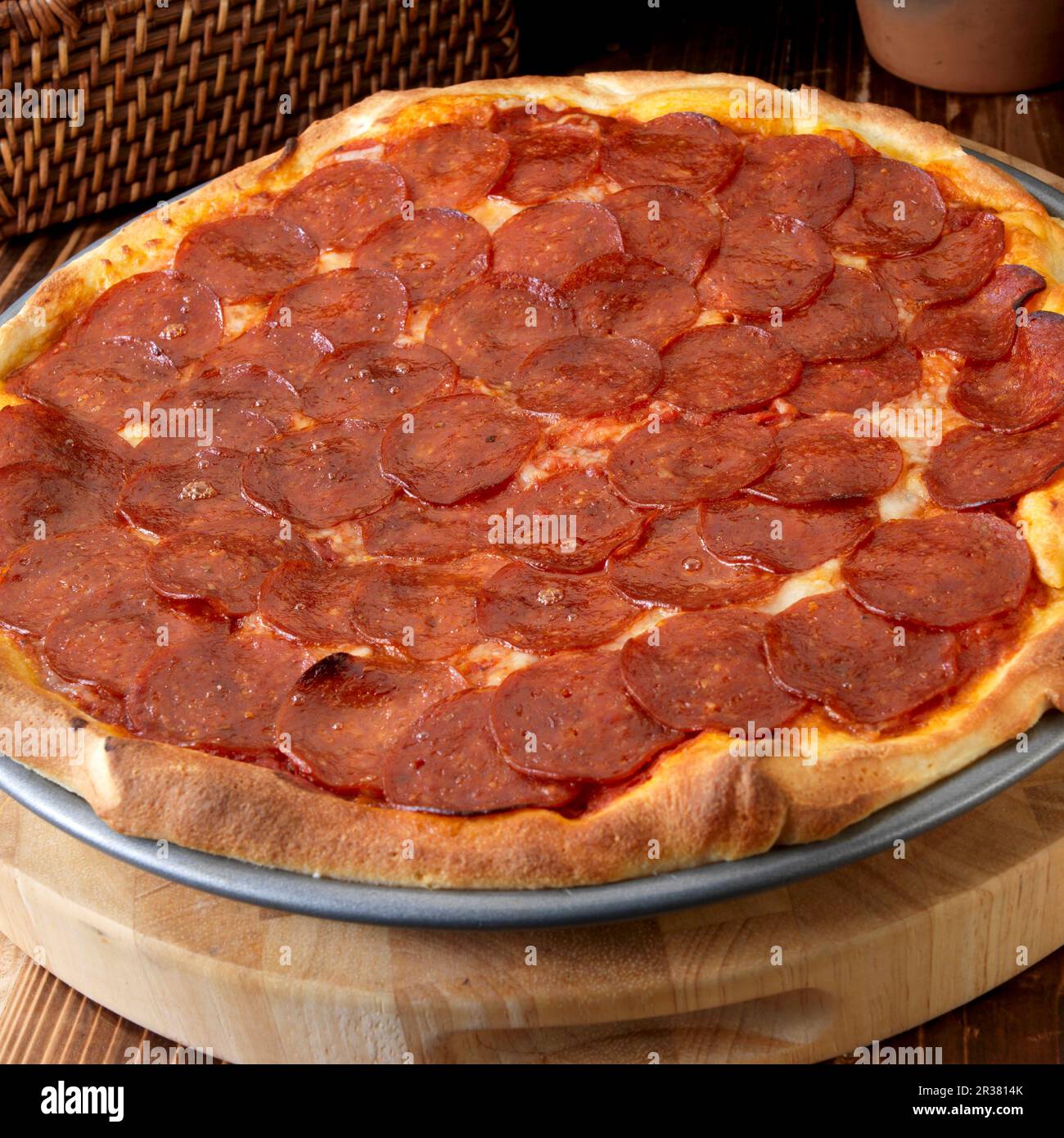 A large pepperoni pizza Stock Photo - Alamy