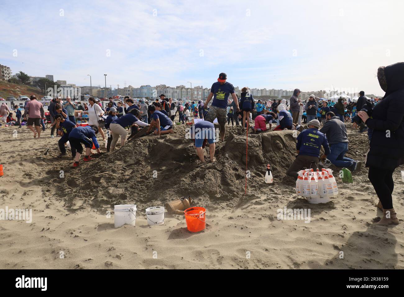 10-15-2022:San Francisco, California: SandKastle tournament in San ...