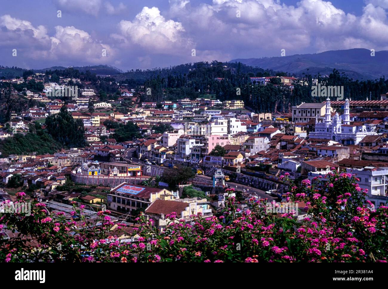 Coonoor Town a hill resort in Nilgiris, Tamil Nadu, South India, India ...