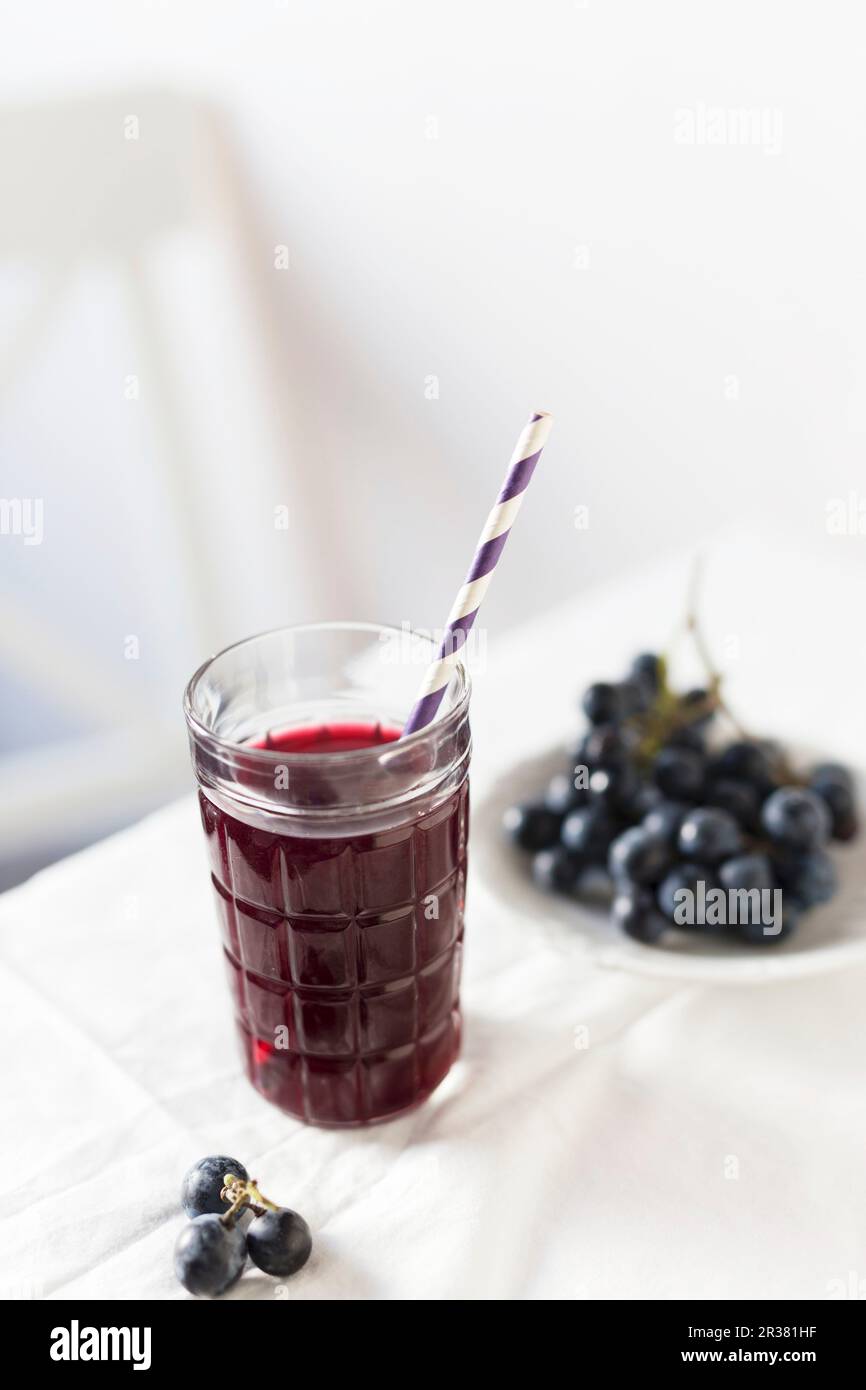 Shot grapes grape juice hi-res stock photography and images - Alamy