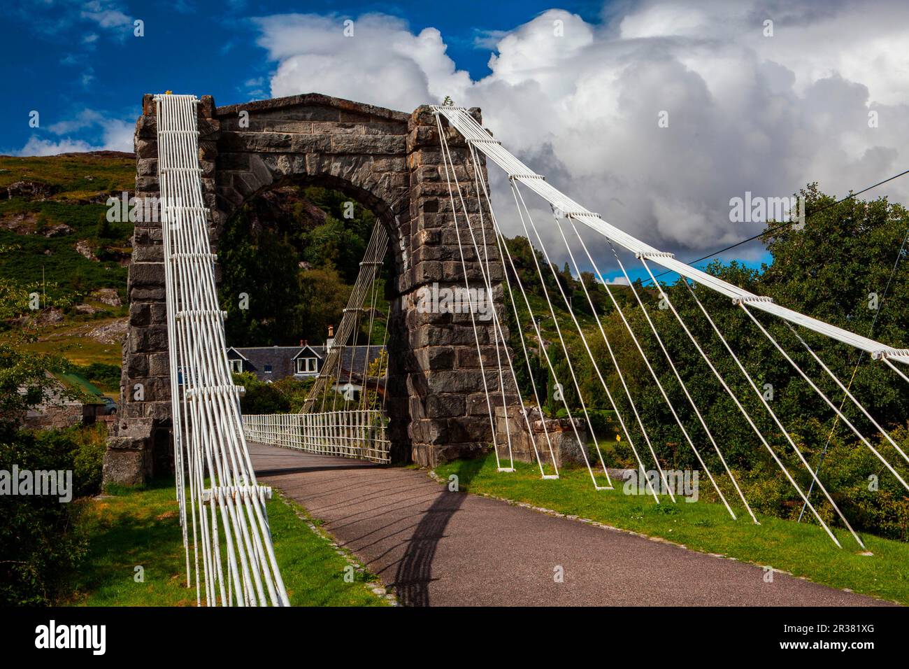Bridge of Oich, Fort Augustus, Caledonian Canal, Scotland, UK Stock ...