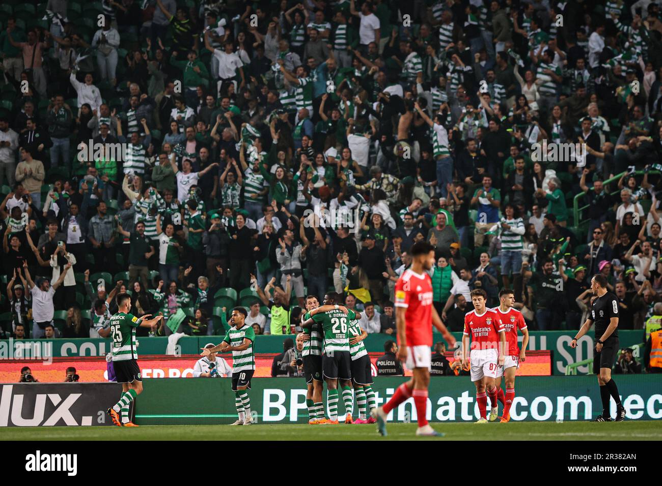 Sporting cp players hi-res stock photography and images - Alamy