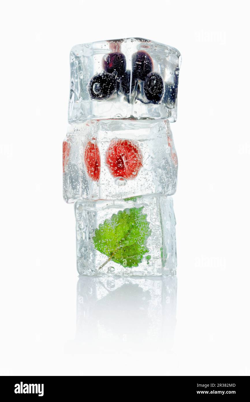 Frozen blueberries cut out hi-res stock photography and images - Alamy