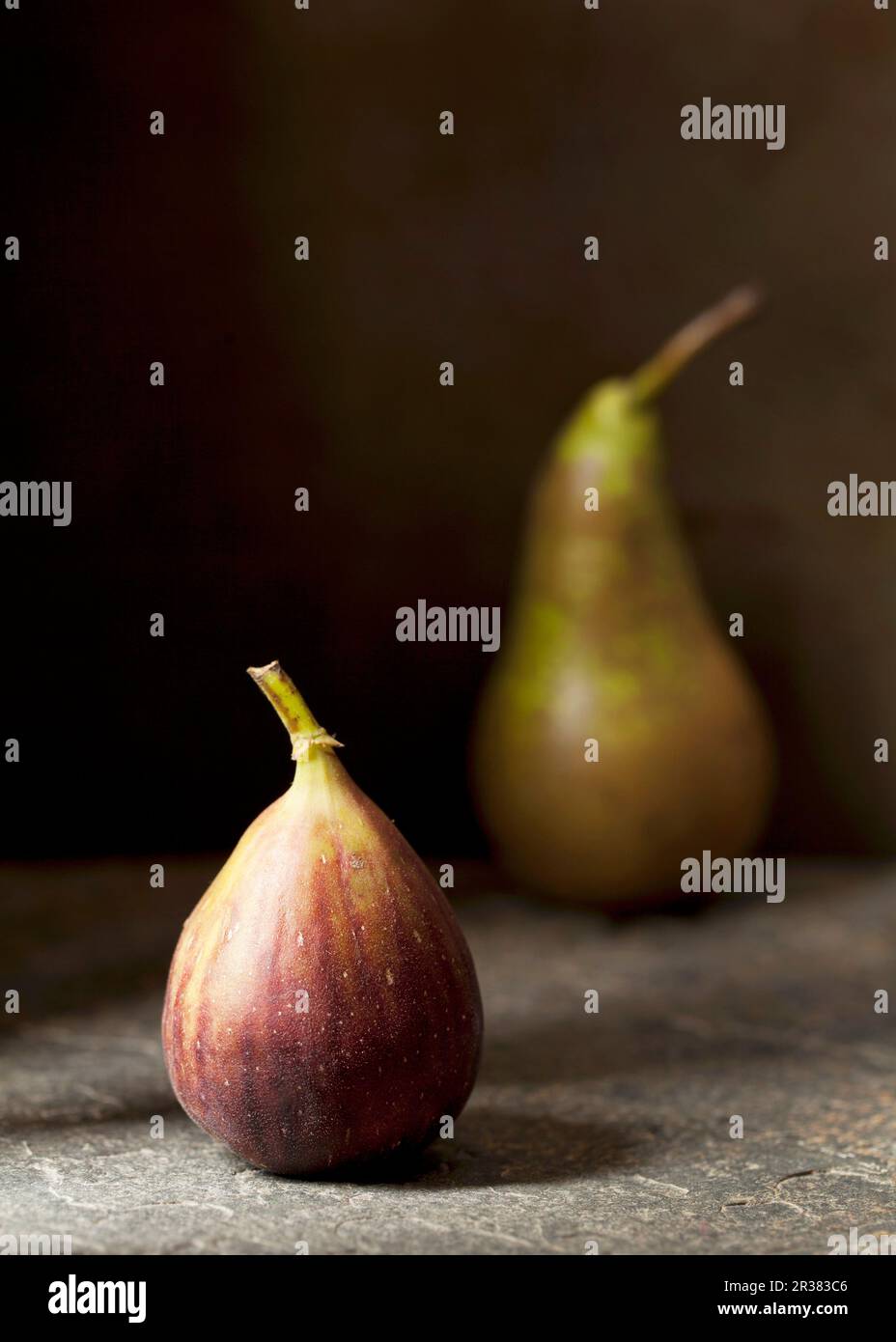 Fresh fig and pear Stock Photo - Alamy