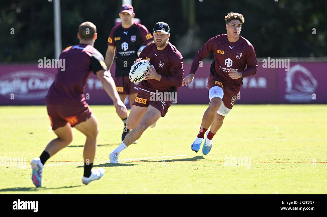 Cameron Munster (centre) in action as Reece Walsh (right) supports ...
