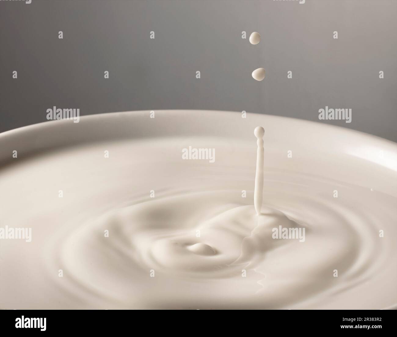 Drops of milk hi-res stock photography and images - Alamy