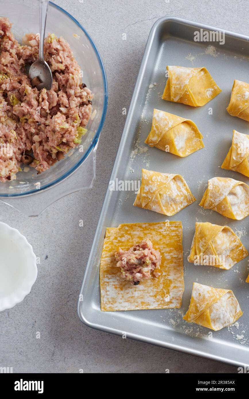 Tons of stuff hi-res stock photography and images - Alamy