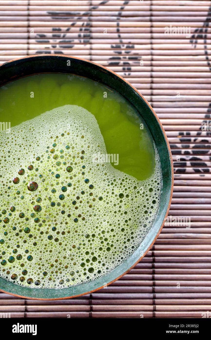 Foamy tea hi-res stock photography and images - Alamy