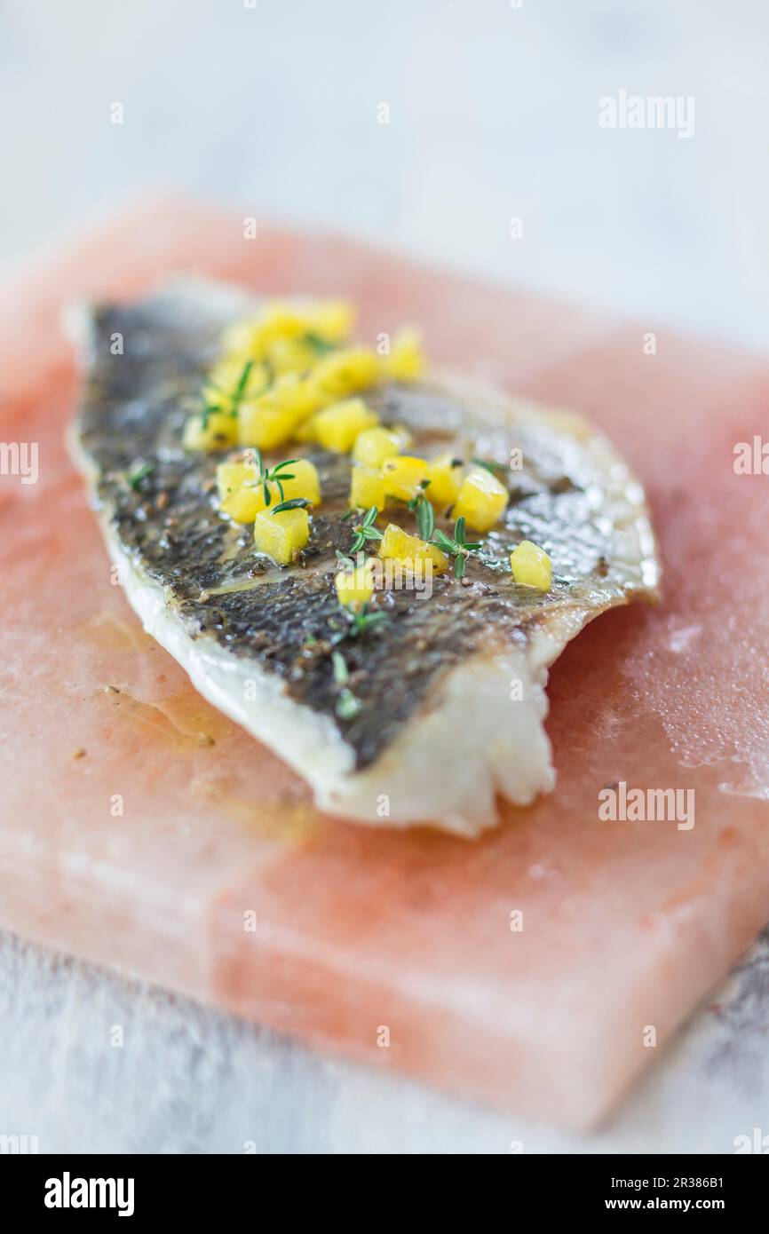 Dorade filet hi-res stock photography and images - Alamy