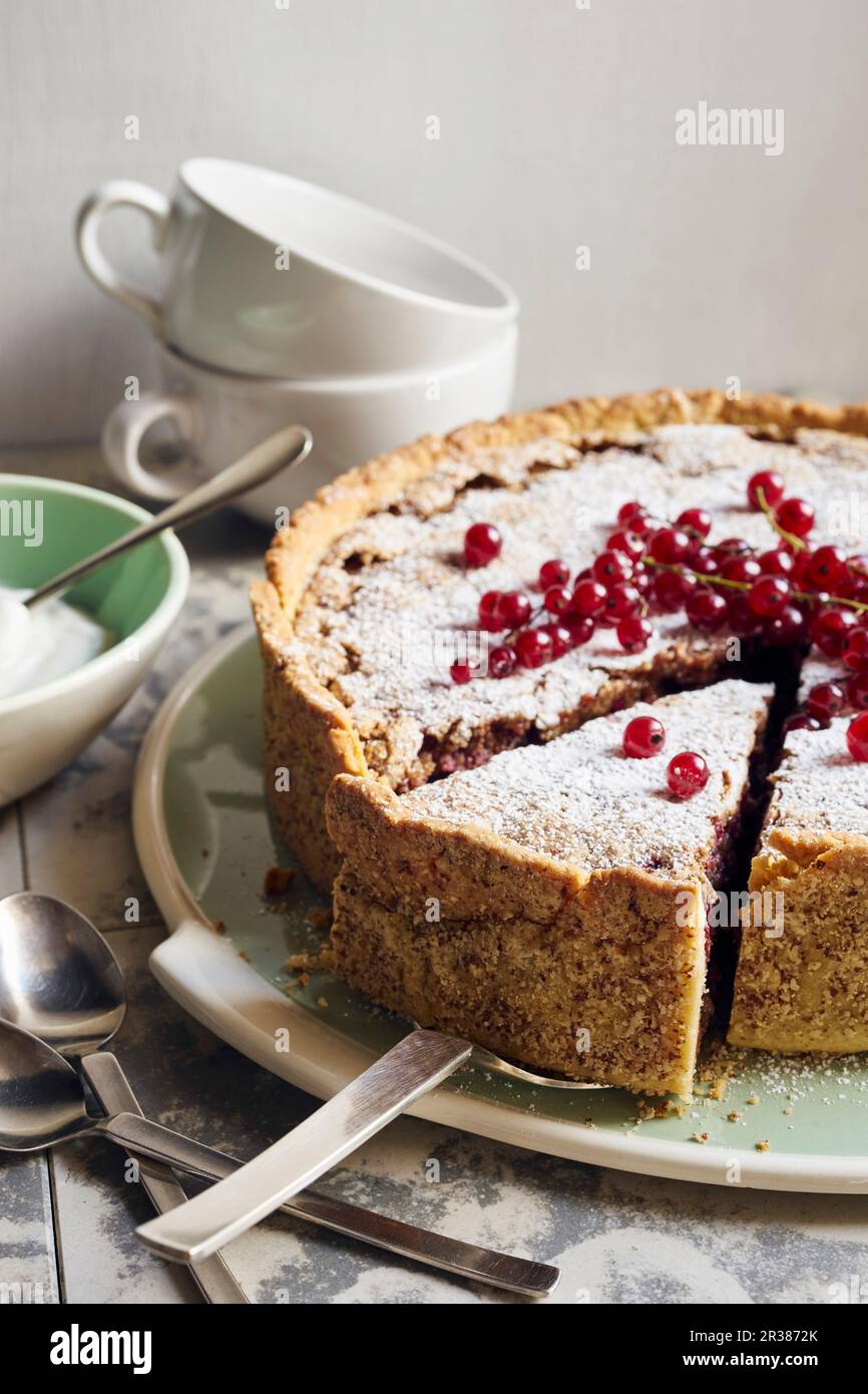 Berry torte hi-res stock photography and images - Alamy