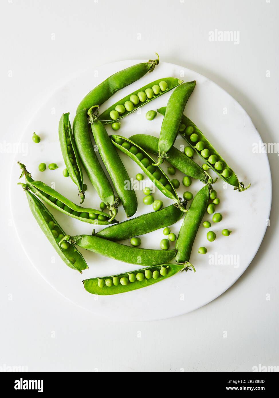 Peas cut out from above hi-res stock photography and images - Alamy