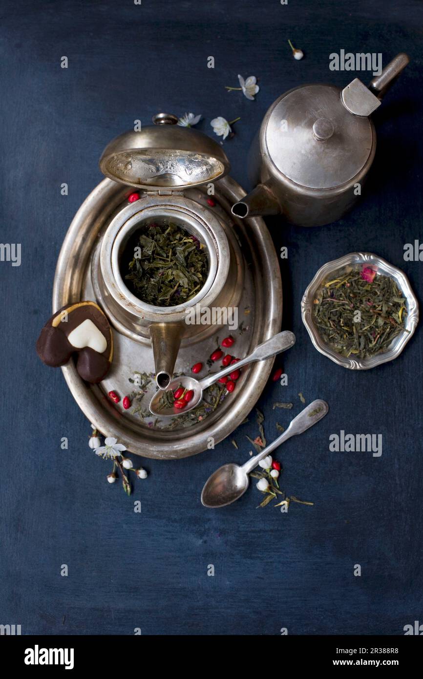 Studio photo tea set hi-res stock photography and images - Alamy