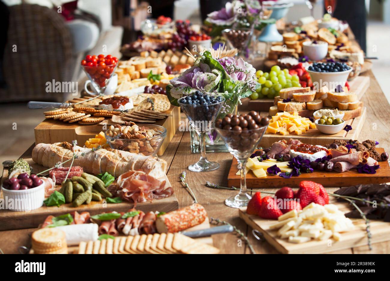 Caterers table hi-res stock photography and images - Alamy