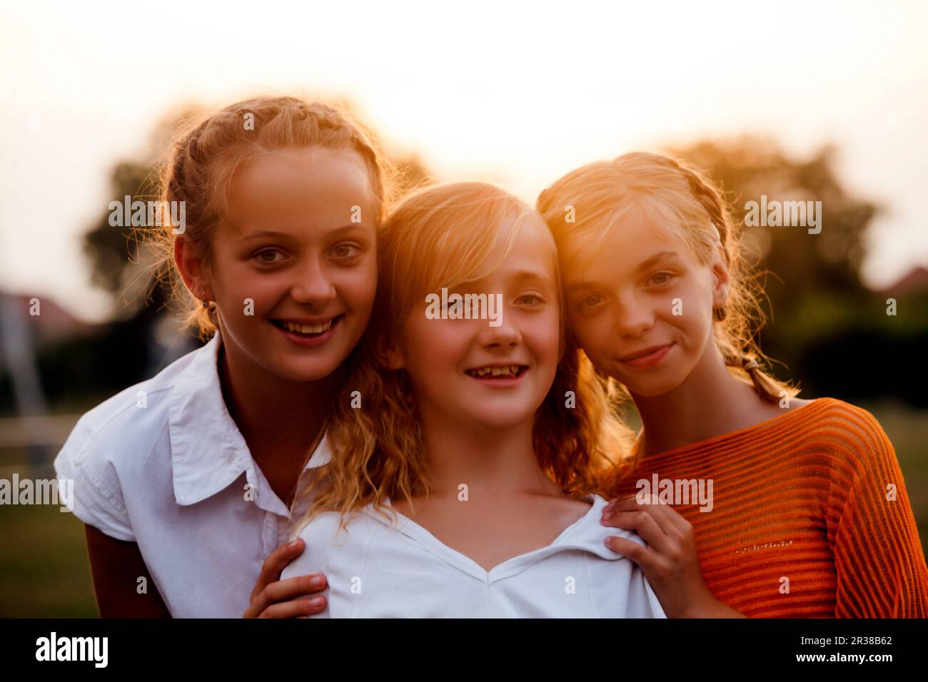 Two teenage girls Stock Photo - Alamy