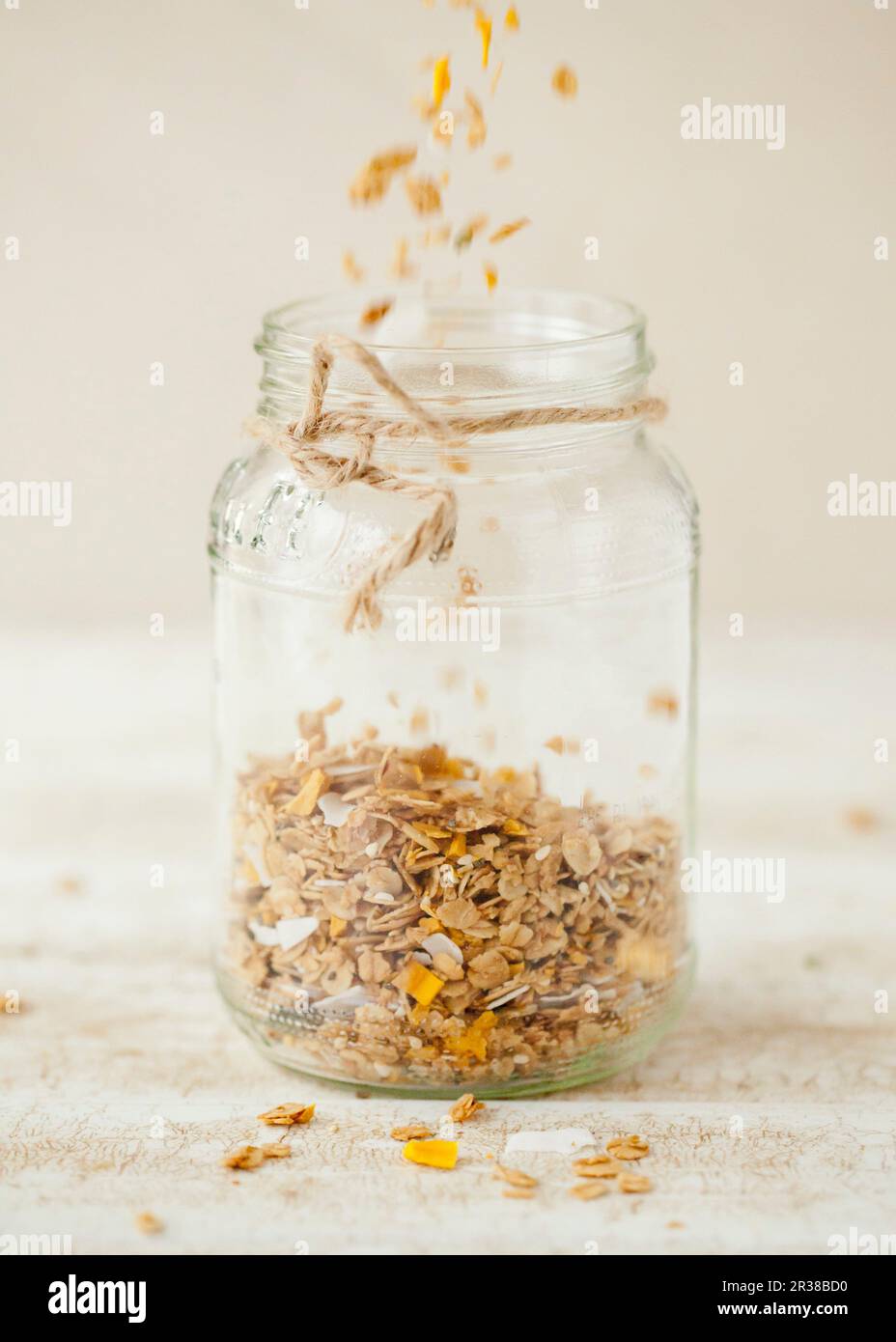 Nutty sprinkle hi-res stock photography and images - Alamy