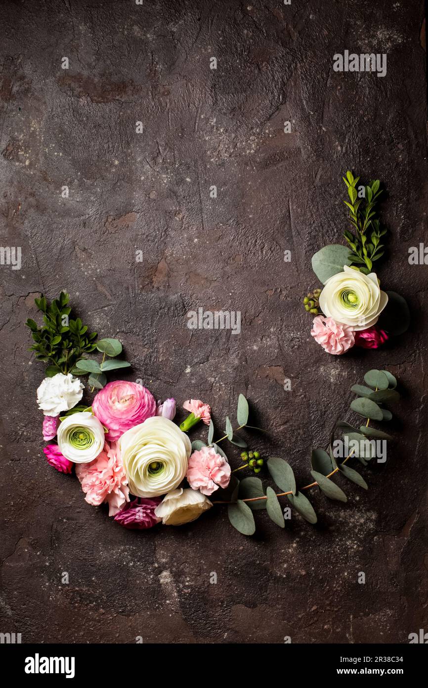 Floral round frame Stock Photo - Alamy