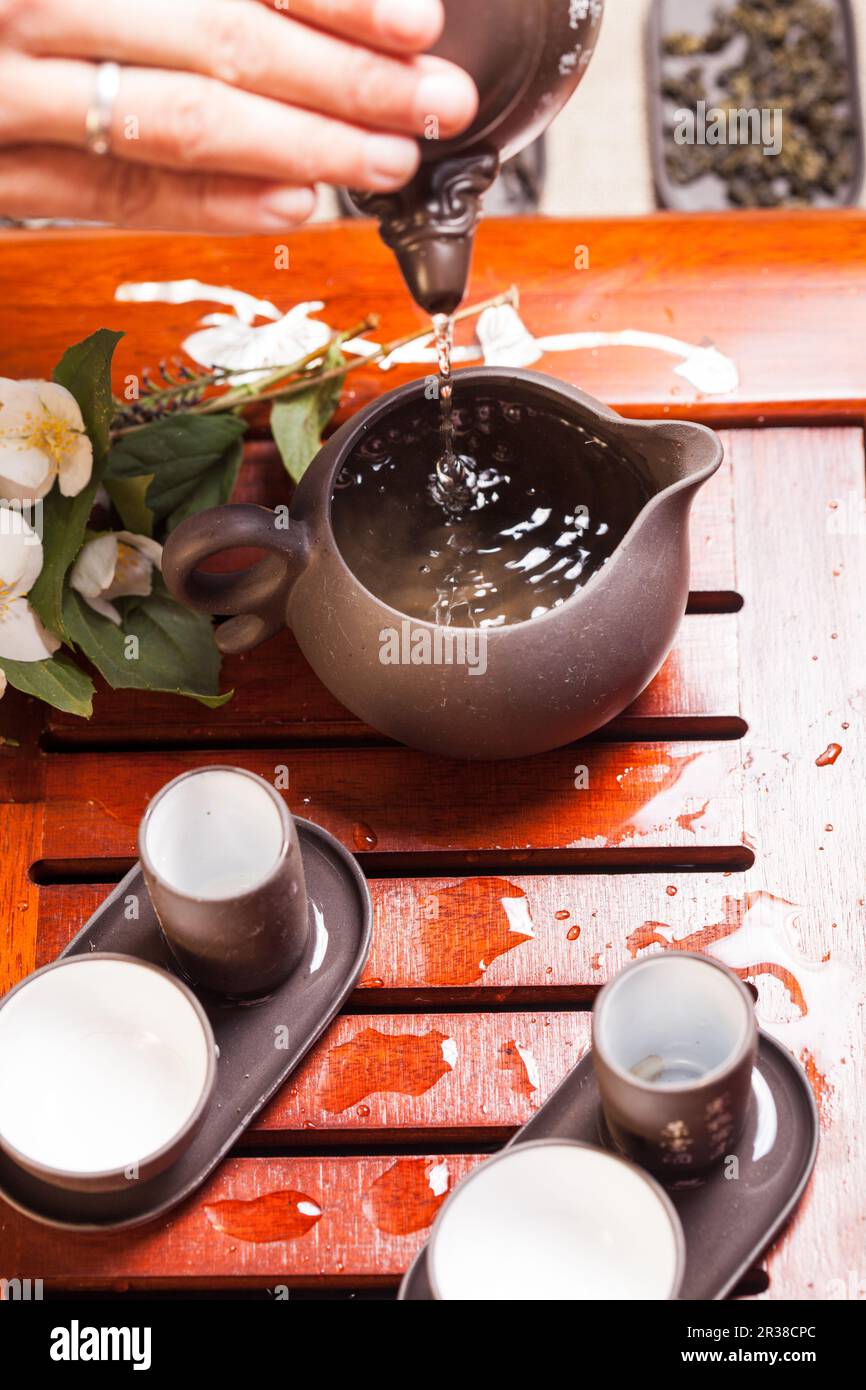 Chinese tea ceremony Stock Photo - Alamy