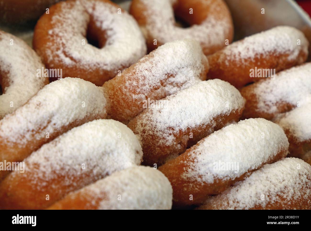 Powder donuts hi-res stock photography and images - Alamy